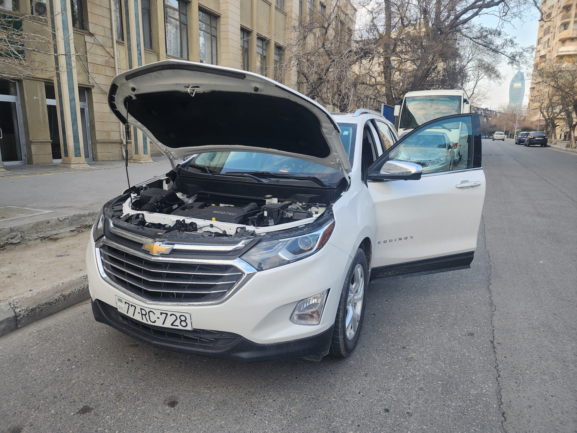 Встраиваемый видеорегистратор — Chevrolet Equinox (3G), 1,5 л, 2019 ...