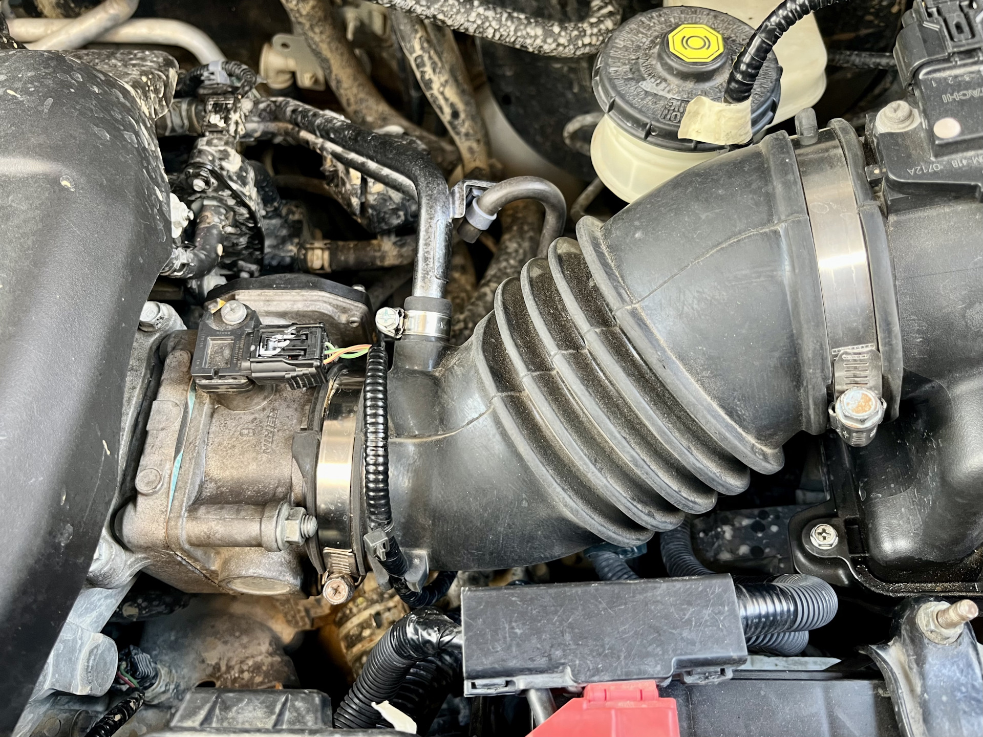 Замена прокладки дроссельной заслонки — Honda Pilot (2G), 3,5 л, 2010 ...