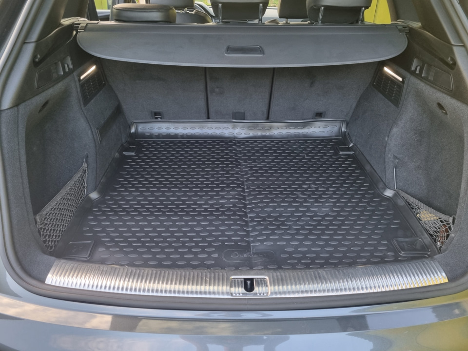 1. Коврик в багажник и знакомство с AdBlue — Audi Q5 (2G), 2 л, 2019 ...