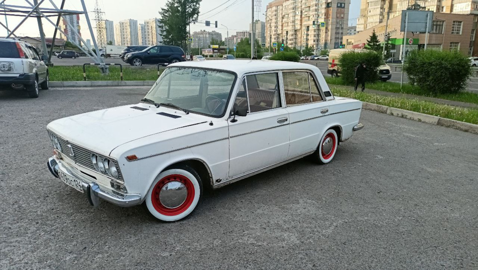 Новые штампы с хром колпаками. — Lada 21033, 1,5 л, 1977 года ...