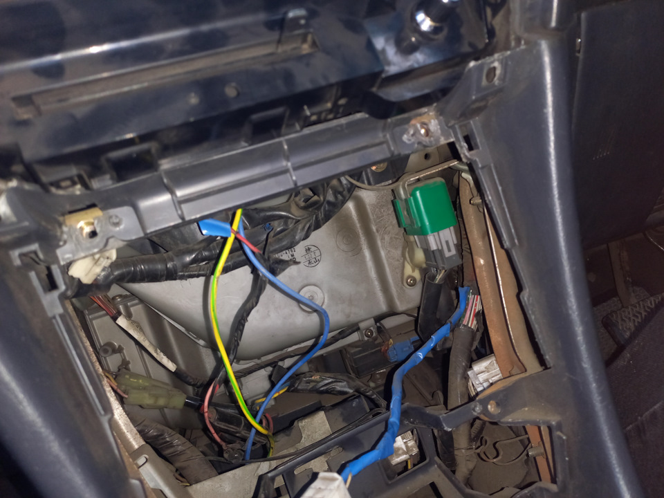 Ремонт прикуривателя (help) — Toyota Corolla (100), 1,5 л, 1992 года ...