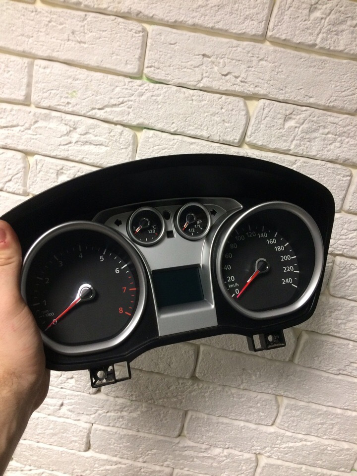 Ремонт ( пропайка ) приборной панели Ford Focus 2 — DRIVE2