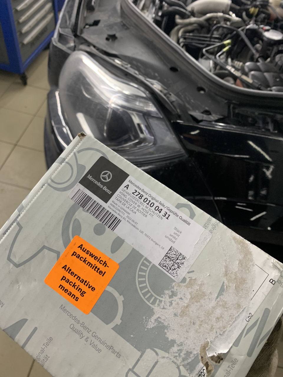 A2780100431 Крышка двигателя Mercedes | Запчасти на DRIVE2