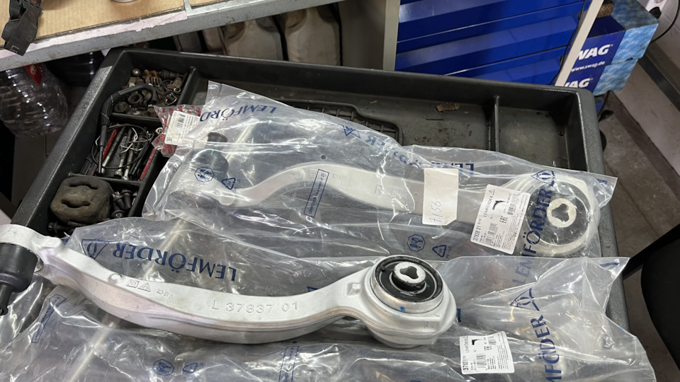 Замена рычагов — Mercedes-Benz E-Class (W212), 1,8 л, 2012 года ...