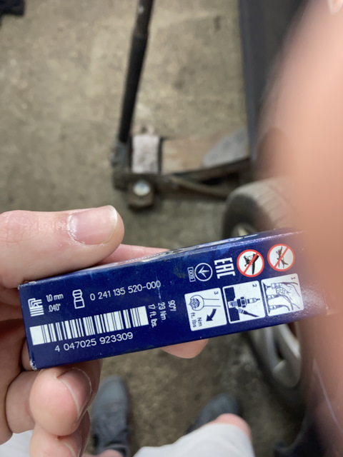 0241135520 СВЕЧА ЗАЖИГАНИЯ Y7LER02 (1.0), 1ШТ BOSCH | Запчасти на DRIVE2