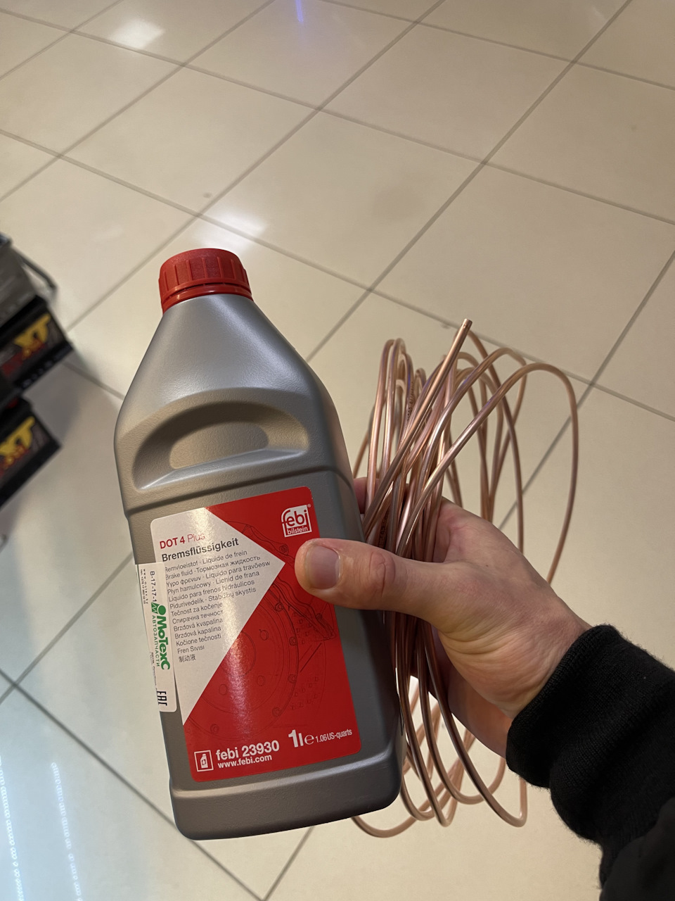 Замена тормозных трубок — Mercedes-Benz E-Class (W212), 3 л, 2009 года ...