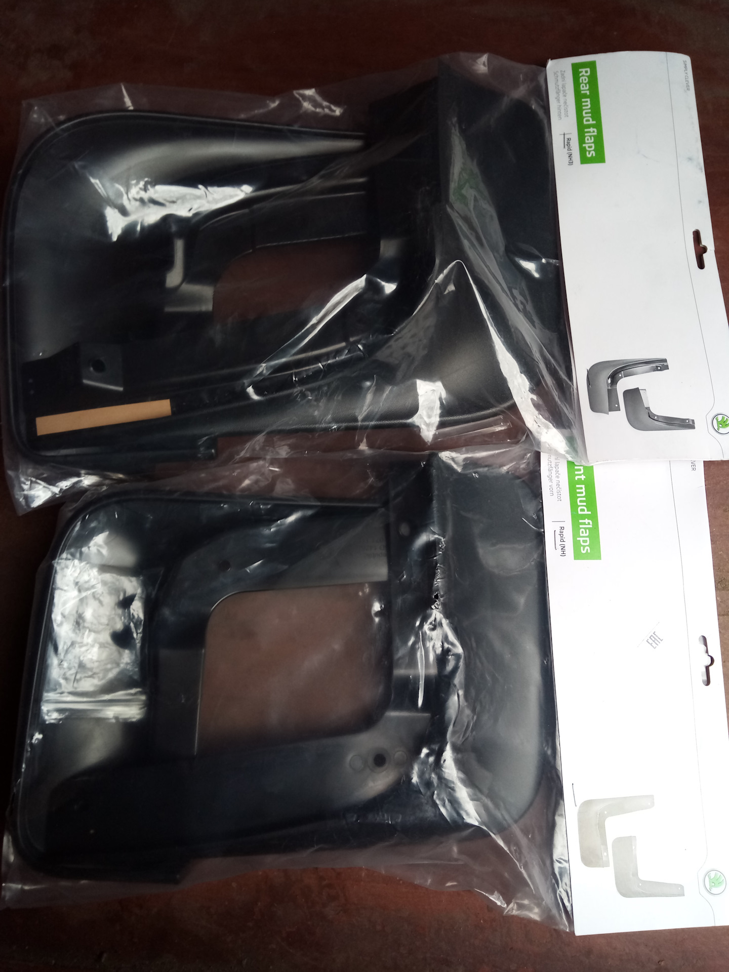 Установка брызговиков. — Skoda Rapid (1G), 1,6 л, 2018 года | своими ...