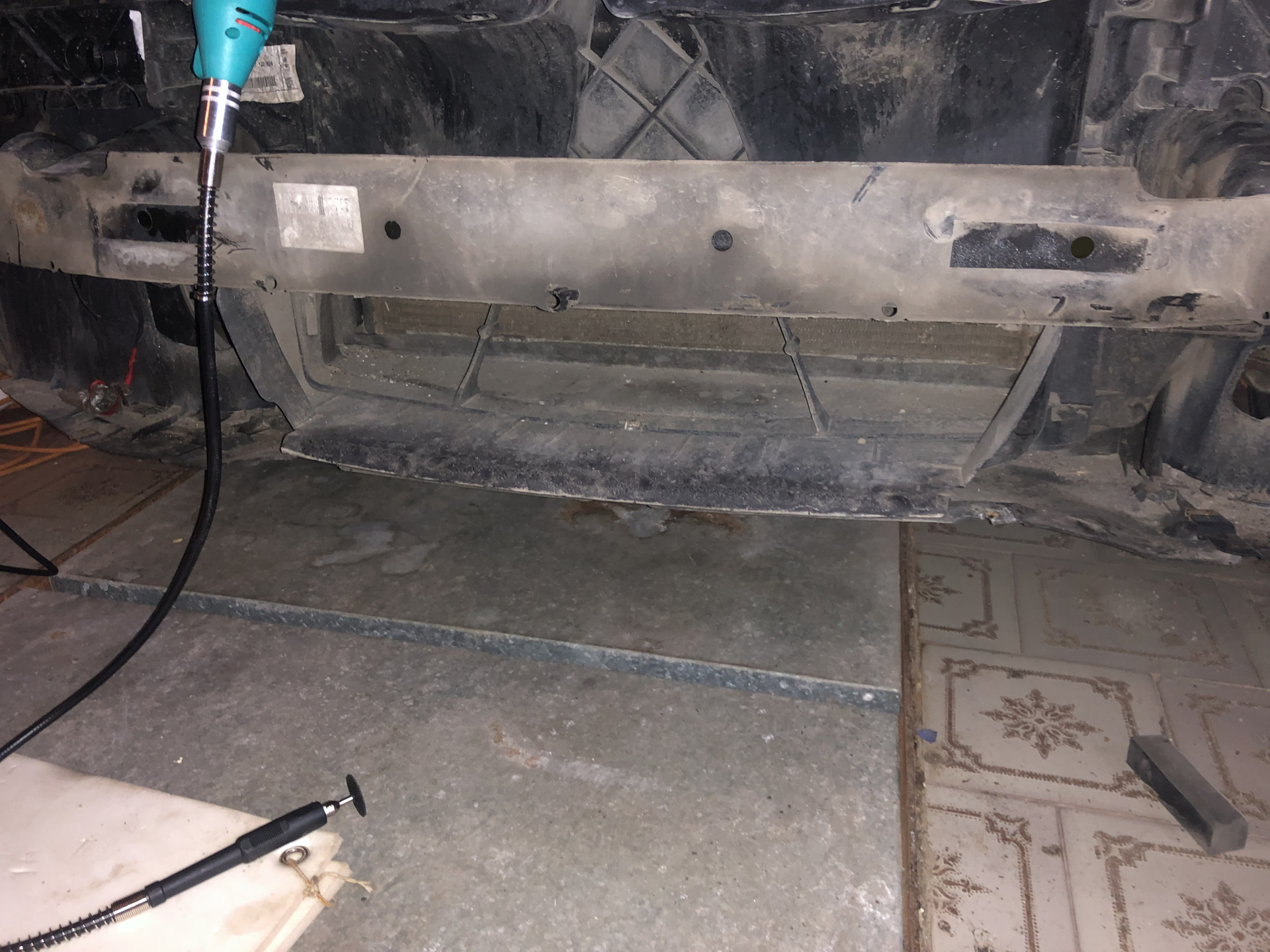 76] Установка переднего бампера M-Tech от E82 (S715A) — BMW 1 series ...