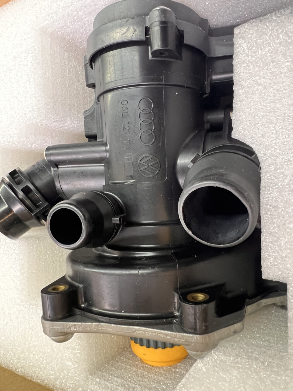 06L121111 ТЕРМОСТАТ, ОХЛАЖДАЮЩАЯ ЖИДКОСТЬ VAG | Запчасти на DRIVE2