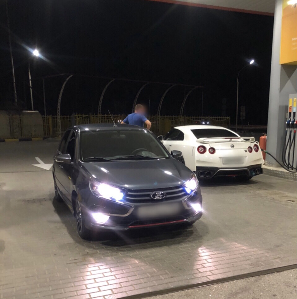 Туманки — Lada Гранта (2G) FL, 1,6 л, 2019 года | аксессуары | DRIVE2