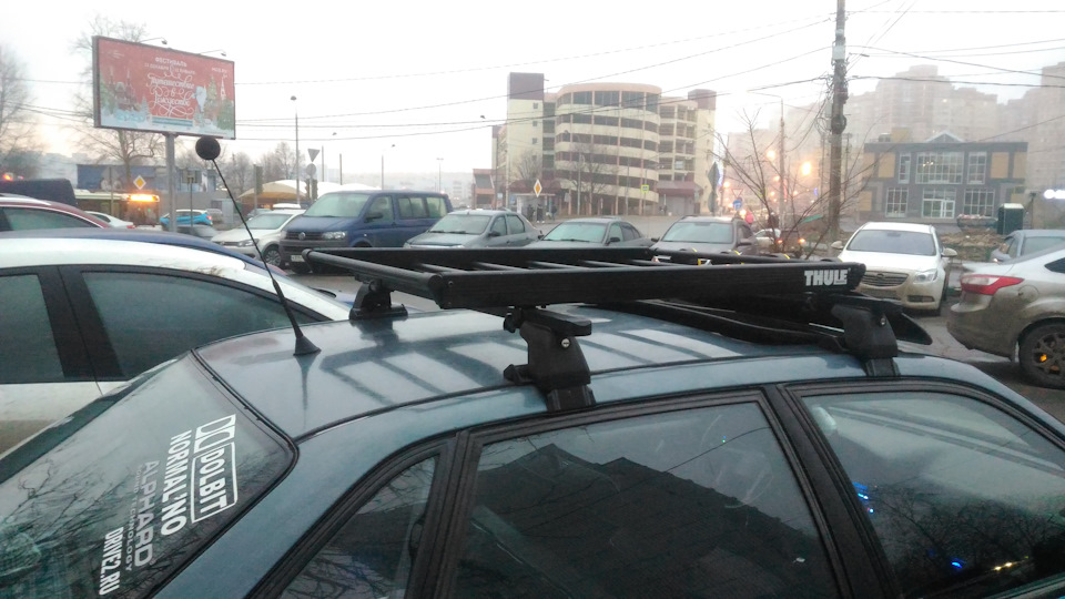 Корзина THULE Standard 581 — Volkswagen Passat B3, 1,8 л, 1989 года | стайлинг | DRIVE2