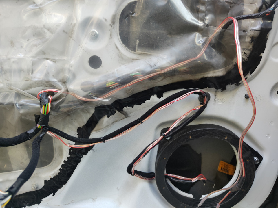 Замена передних колонок на Урал АК74С М — KIA Rio (3G), 1,6 л, 2012 ...