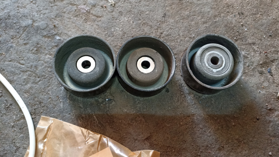 Замена натяжного и опорных роликов — Lexus RX (2G), 3,5 л, 2007 года ...