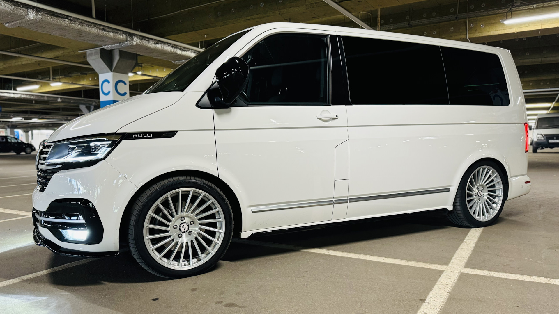 Volkswagen Multivan (T6.1) 2.0 дизельный 2020 | на DRIVE2