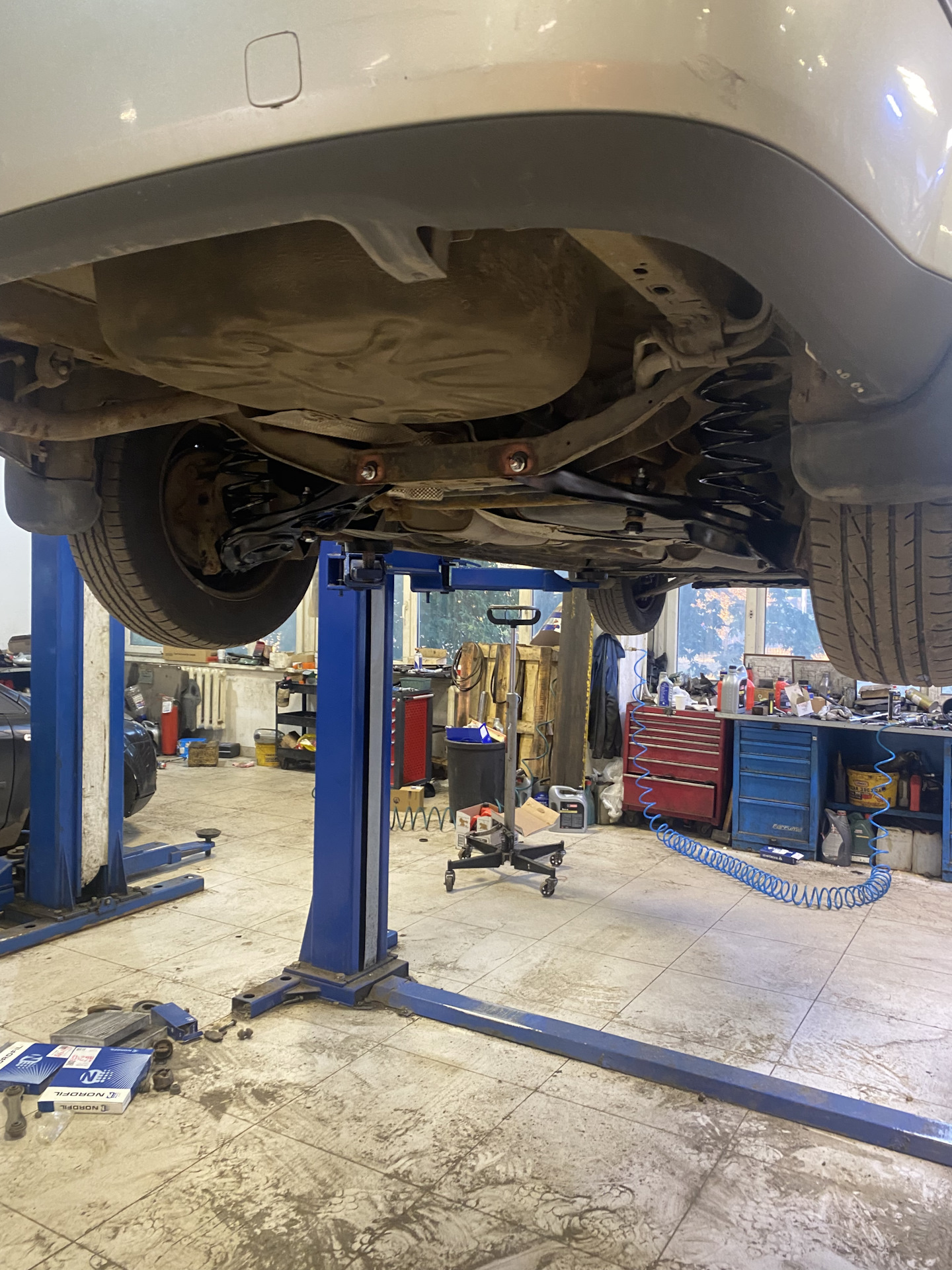 Ремонт задней подвески 😄 — Ford Focus Sedan II, 1,8 л, 2006 года ...