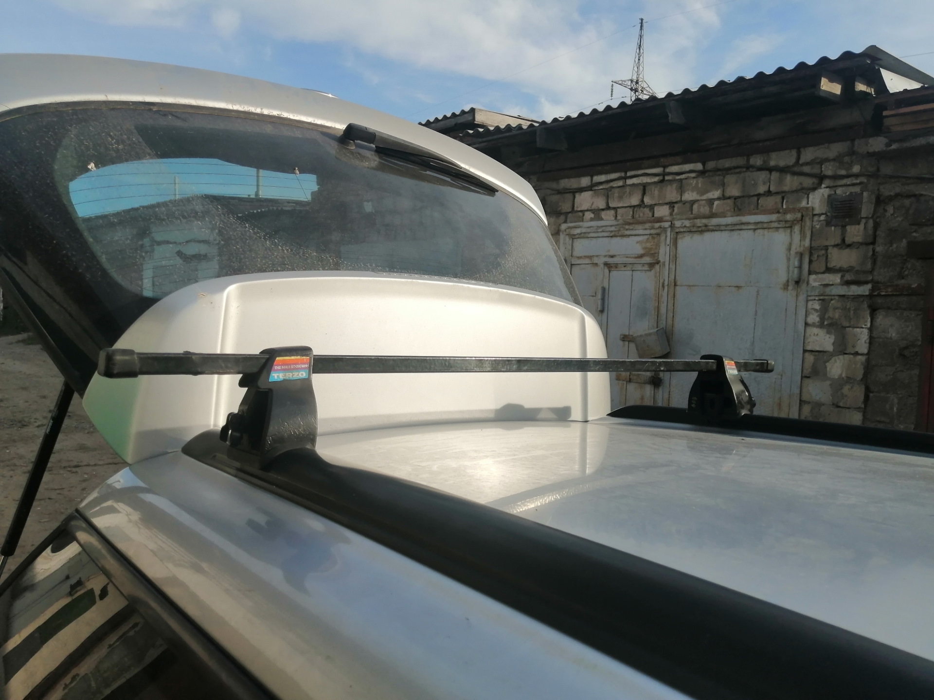 Поперечины на рейлинги Terzo. — Subaru Outback (BP), 2,5 л., 2003 года ...