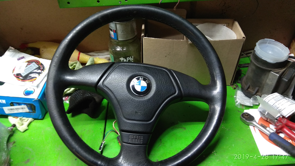 Покраска руля е39 дорест. — BMW 5 series (E34), 2,5 л, 1991 года ...
