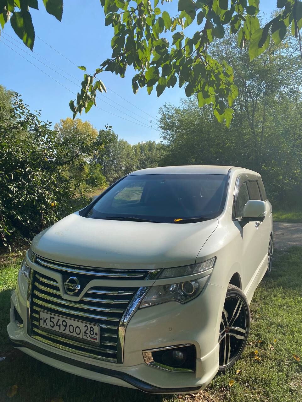 Осень фото. — Nissan Elgrand (E52), 2,5 л, 2016 года | фотография | DRIVE2