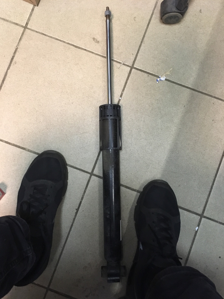 5Q0513029DF ГАЗОНАПОЛНЕННЫЙ АМОРТИЗАТОР VAG | Запчасти на DRIVE2