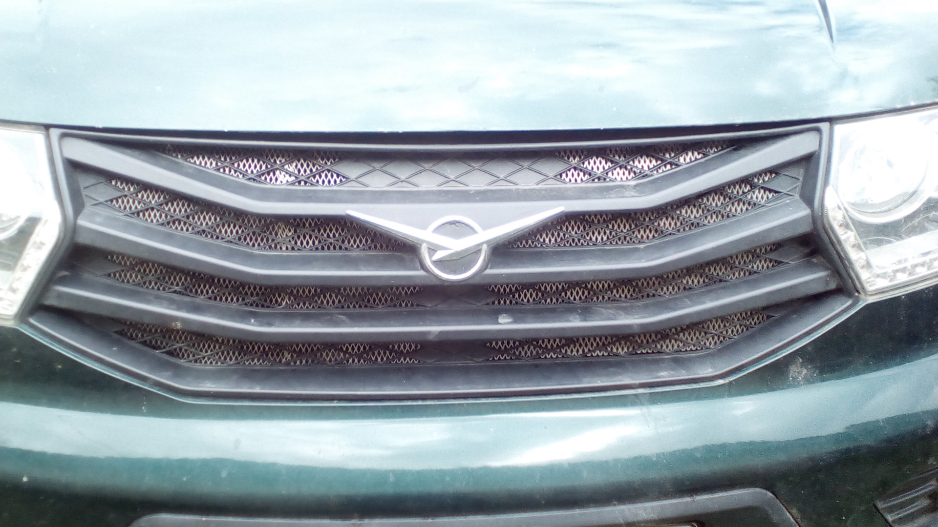 Сетка в решетку радиатра Патриот от воздушного фильтра — УАЗ Patriot, 2,7 л, 2015 года ...