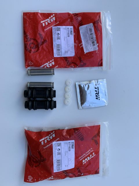 ST1609 Комплект направляющих гильз, тормозной суппорт для MERCEDES-BENZ ...