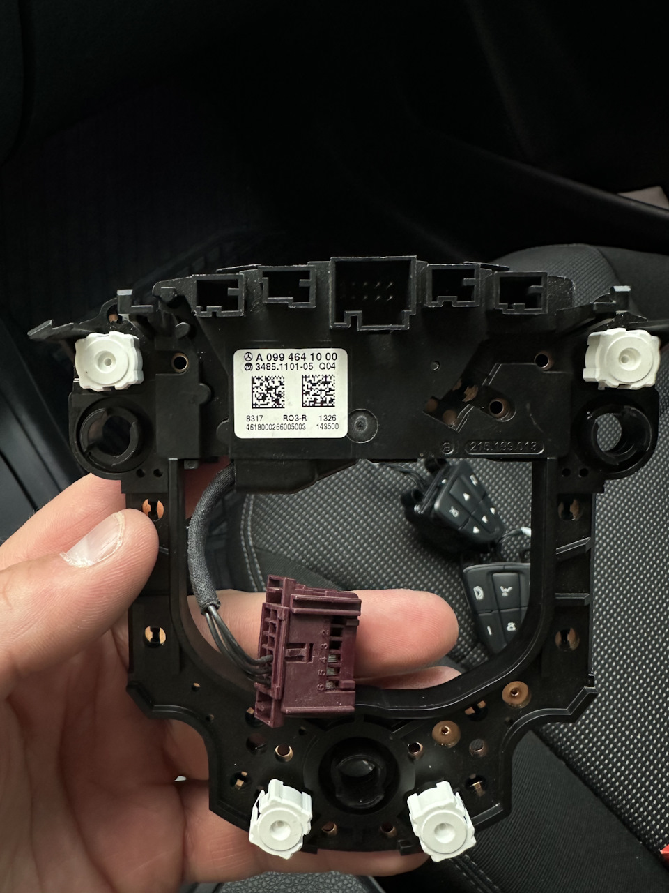 A0994641000 Пластина контактная колеса рулевого Mercedes | Запчасти на ...