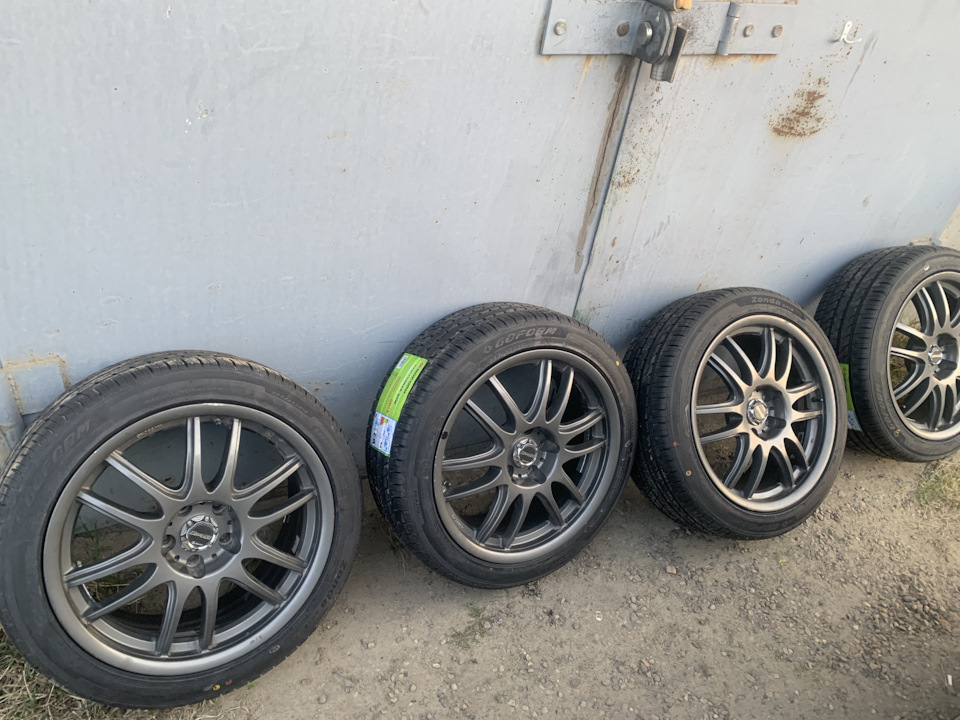 Made in china GoForm Zonda GH-18 225/45/R18 — Nissan Serena Mk II (C24 ...