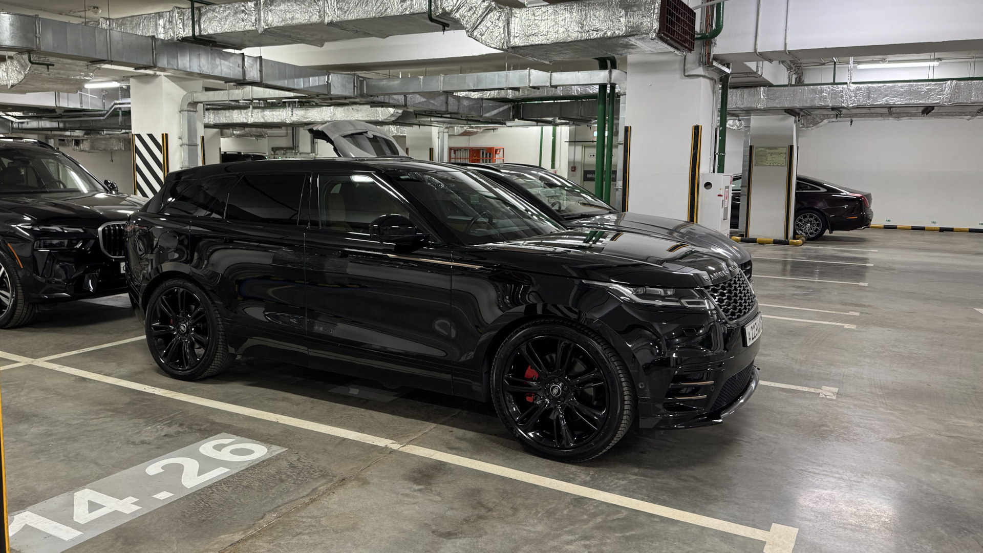 Land Rover Range Rover Velar 3.0 бензиновый 2021 | P400 R-Dynamic HSE ...