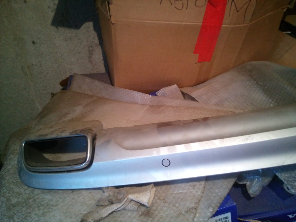 Спойлер заднего бампера 31353394 на Volvo XC90 (2G). | 8 500 ₽ в городе ...