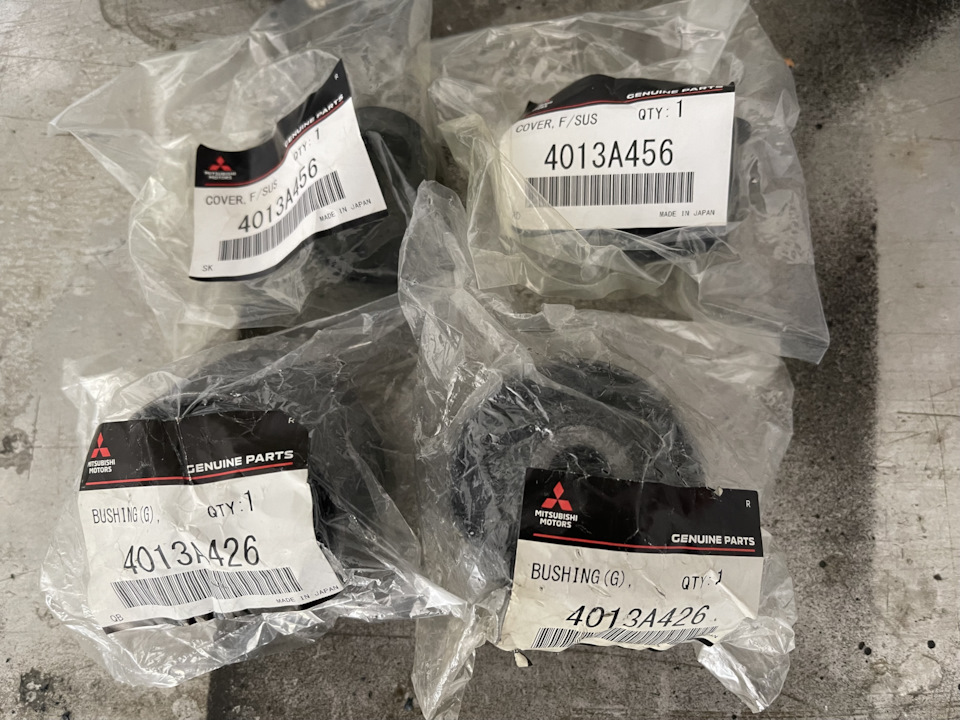 Замена рулевых тяг, шаровых и сайлентблоков — Mitsubishi Lancer X, 2 л ...