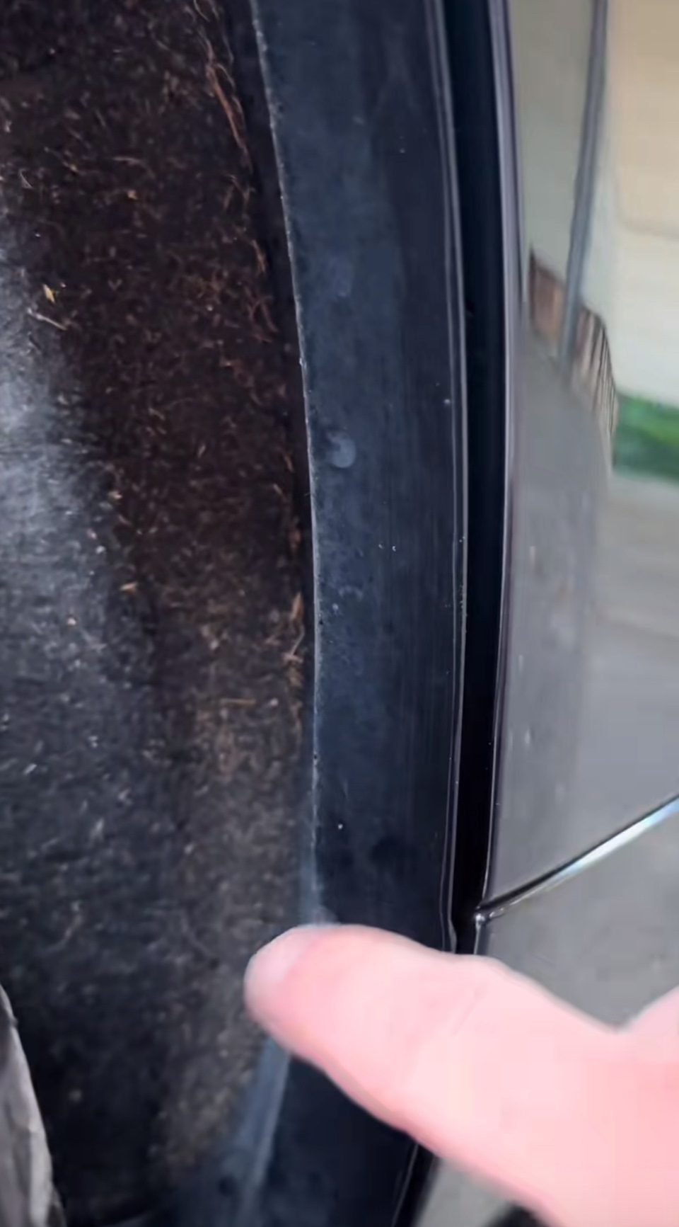 Дополнительные подкрылки для защиты задних дверей от пескоструя ...