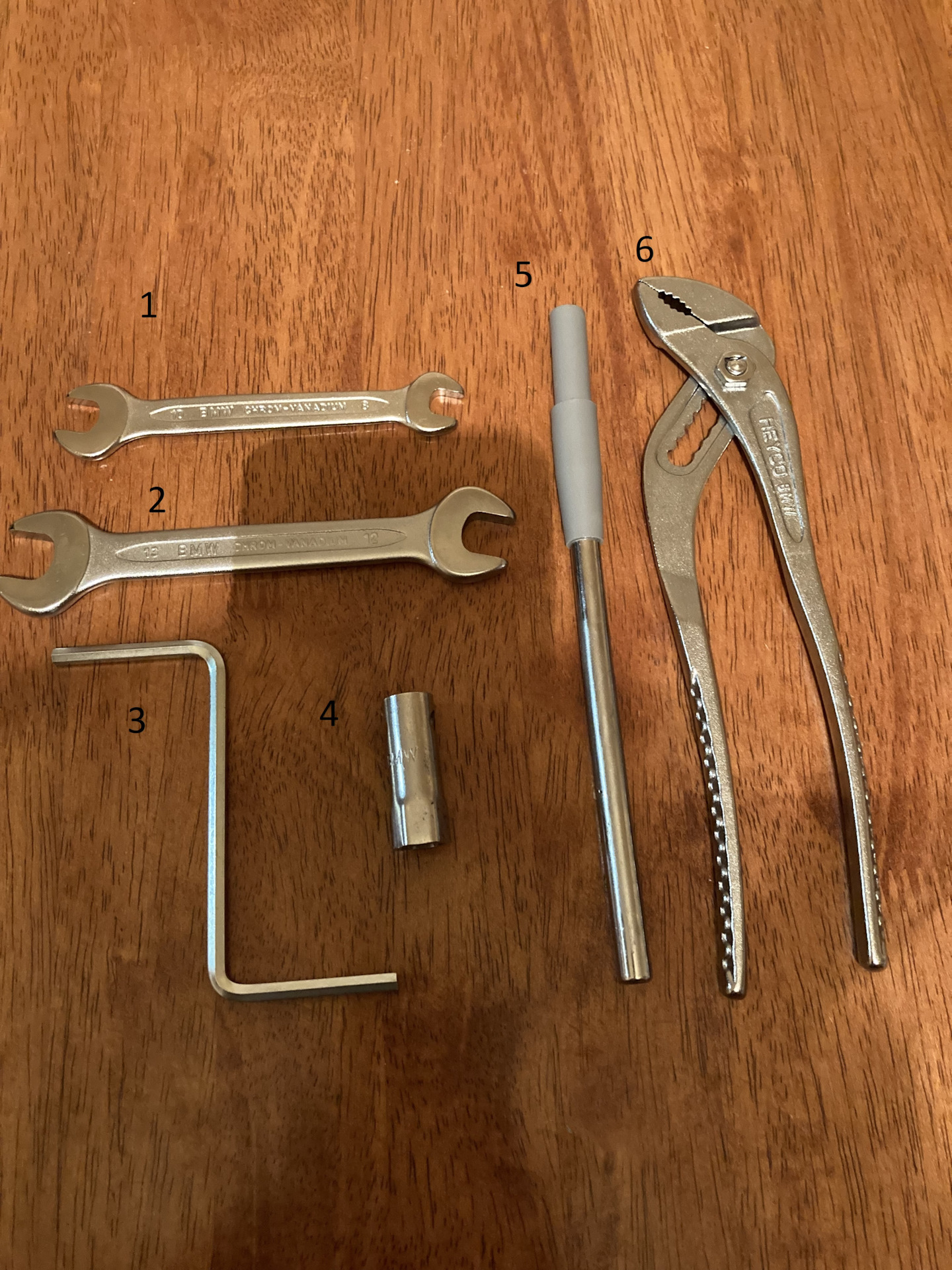 Первый шаг на обозначенном пути — BMW 7 series (E32), 3 л, 1993 года ...