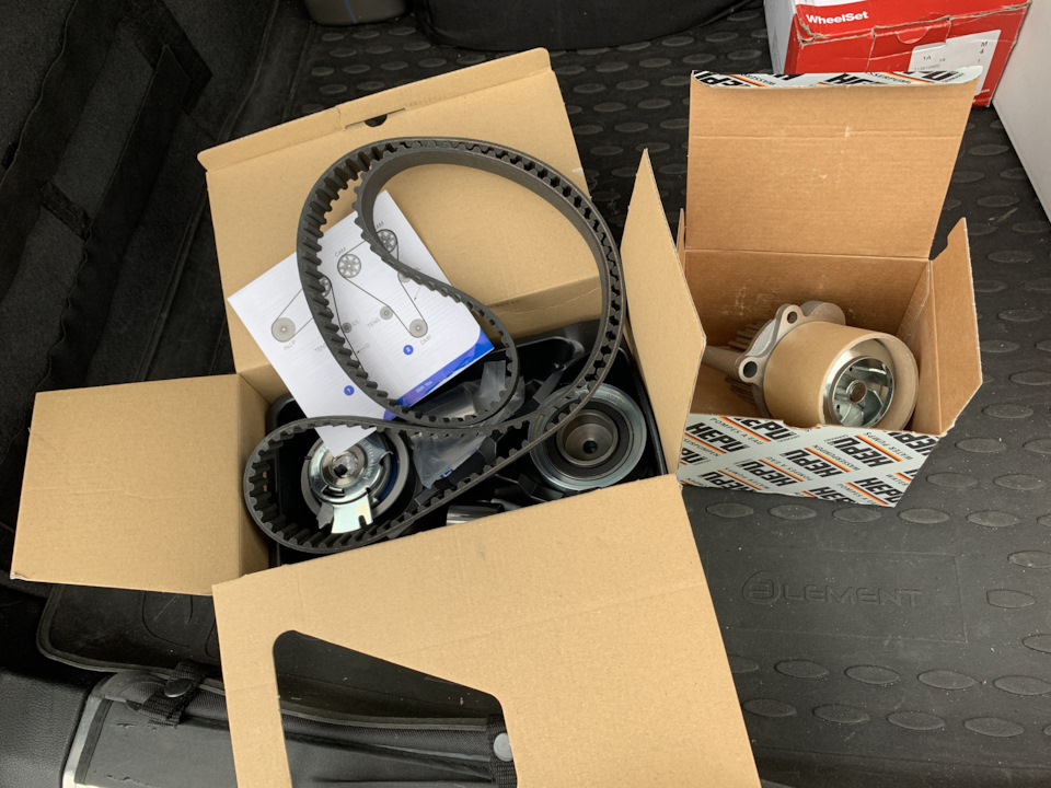 Замена головки блока цилиндров 2.0 TDI (CAGA) 143л. ТРЕЩИНА В ГБЦ, уход ...