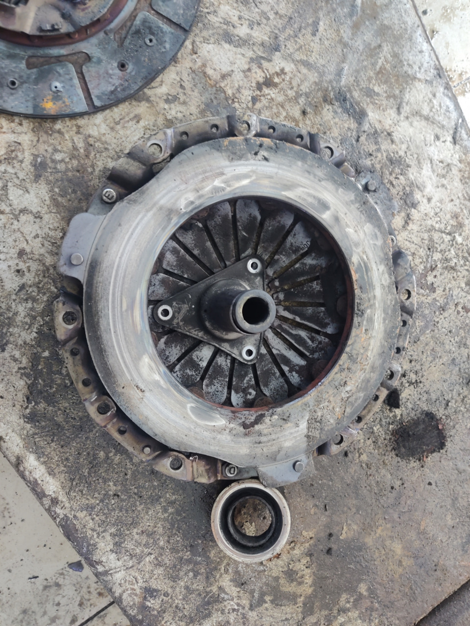 Замена сцепления — KIA Sportage (2G), 2 л, 2009 года | визит на сервис ...