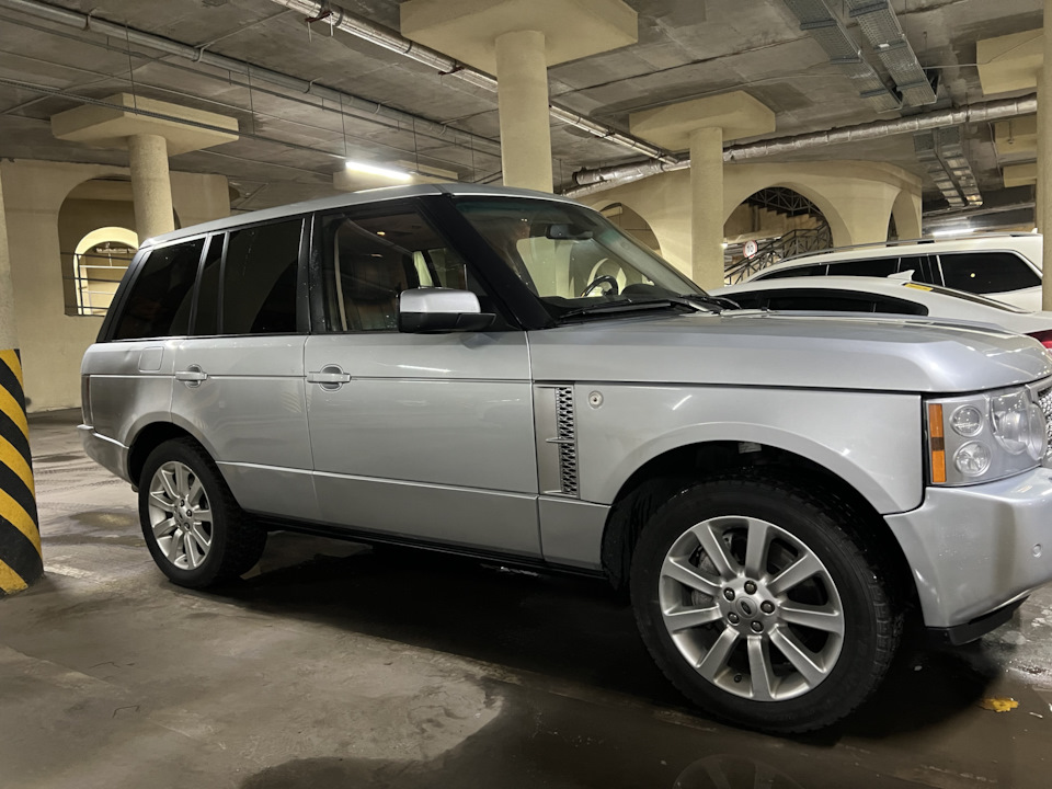 Шины зимние нешипованные Dunlop 255/50 R20, литые диски Land rover ...