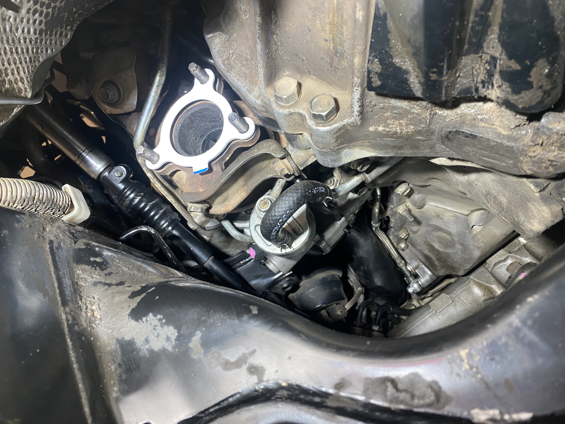 Снятие левой турбины ! — Toyota Land Cruiser 200, 4,5 л, 2012 года ...