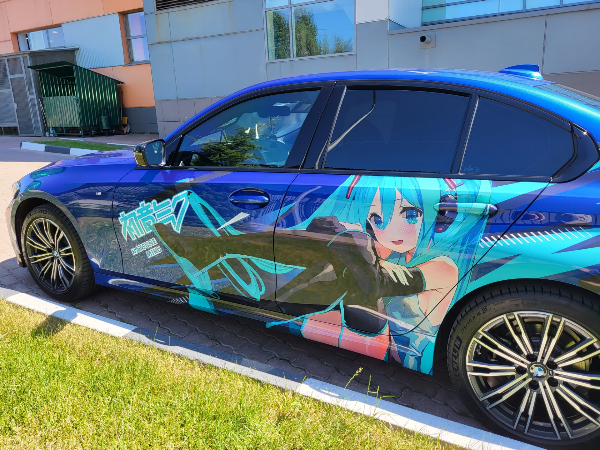 Пороги лезвия DpStore на BMW Hatsune Miku — BMW 3 series (G20), 2 л ...