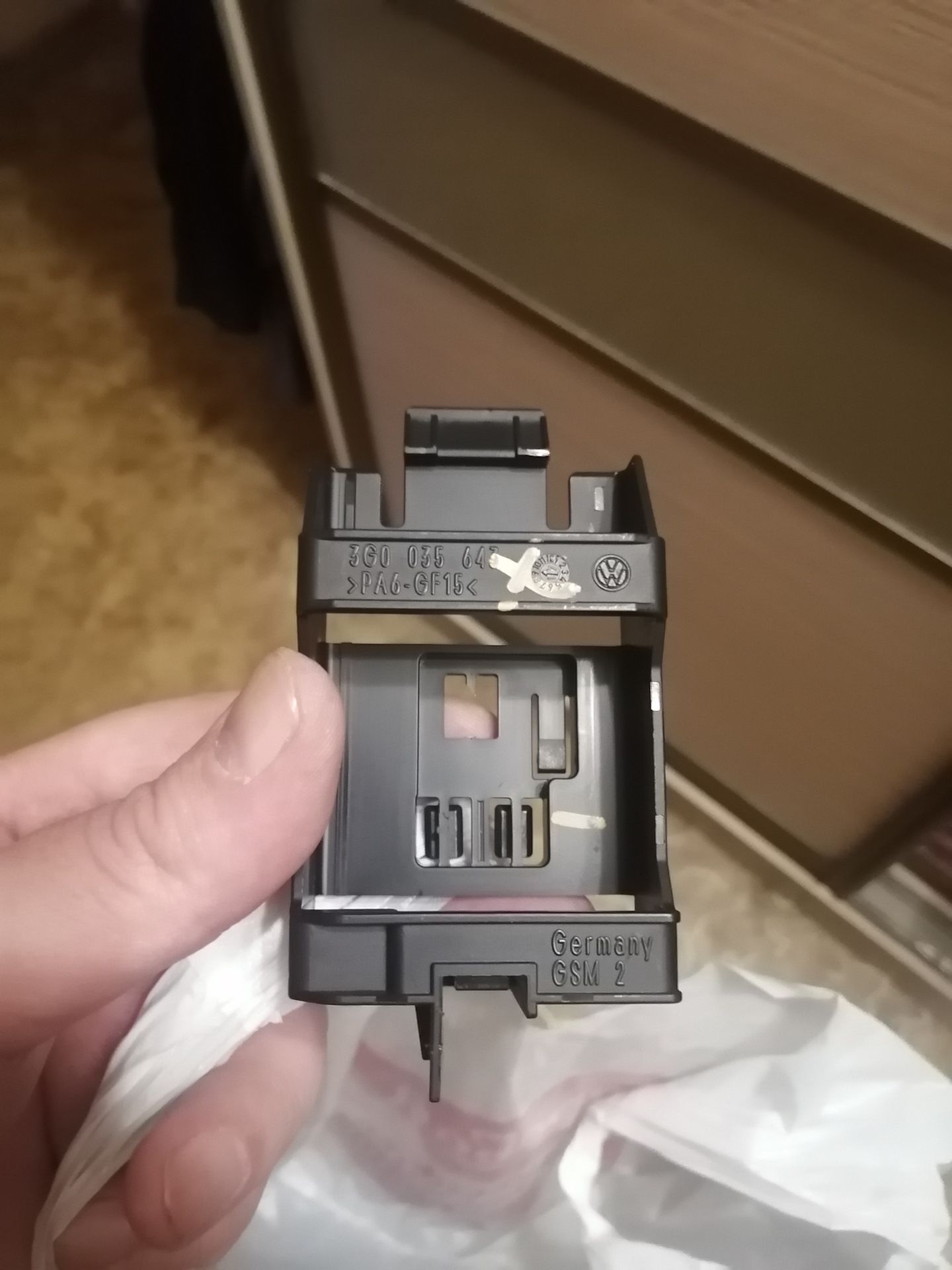 Discover Media продолжение, установка хаба USB — Volkswagen Polo Sedan ...