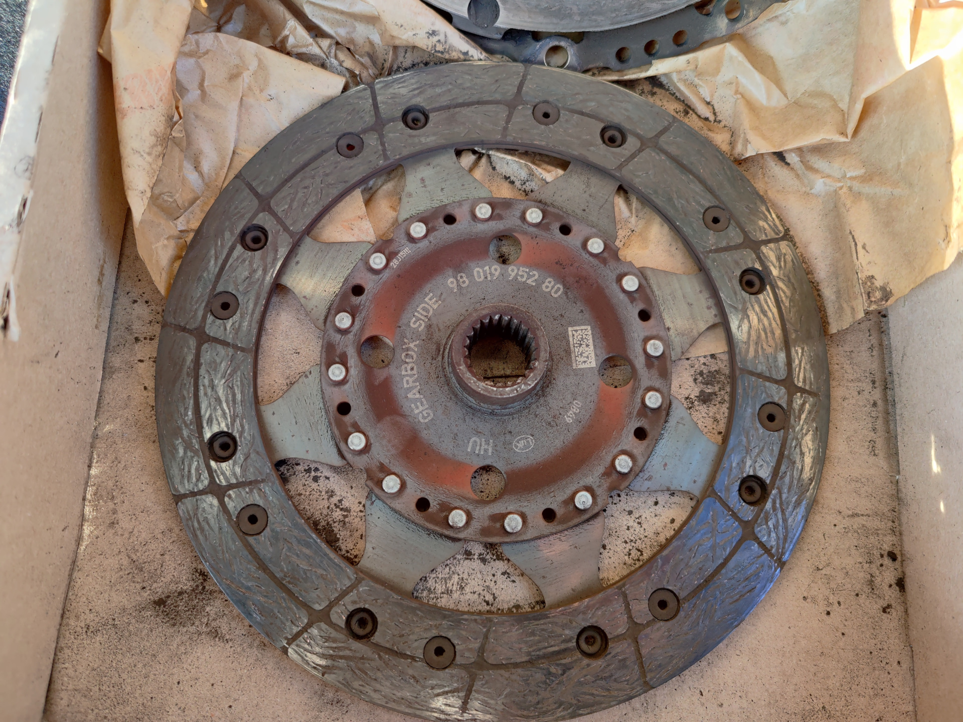 Заменил маховик и сцепление — Peugeot 308 SW (2G), 1,6 л, 2015 года ...