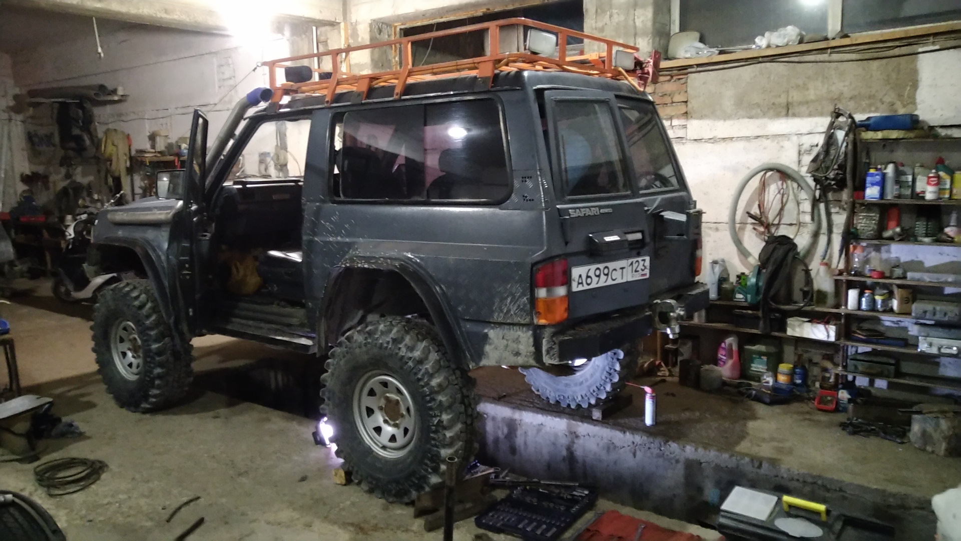 Поменял полик на резину в сайлентблоках — Nissan Safari (Y60), 4,2 л, 1992 года | плановое ТО ...