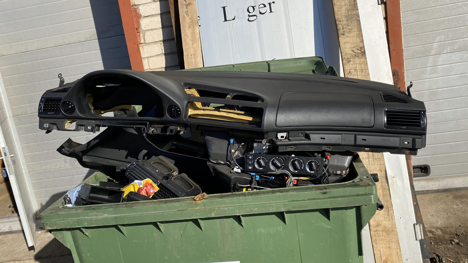 Крутилки VS Климат / IHKR --> IHKA + вентилятор для заднего ряда — BMW ...