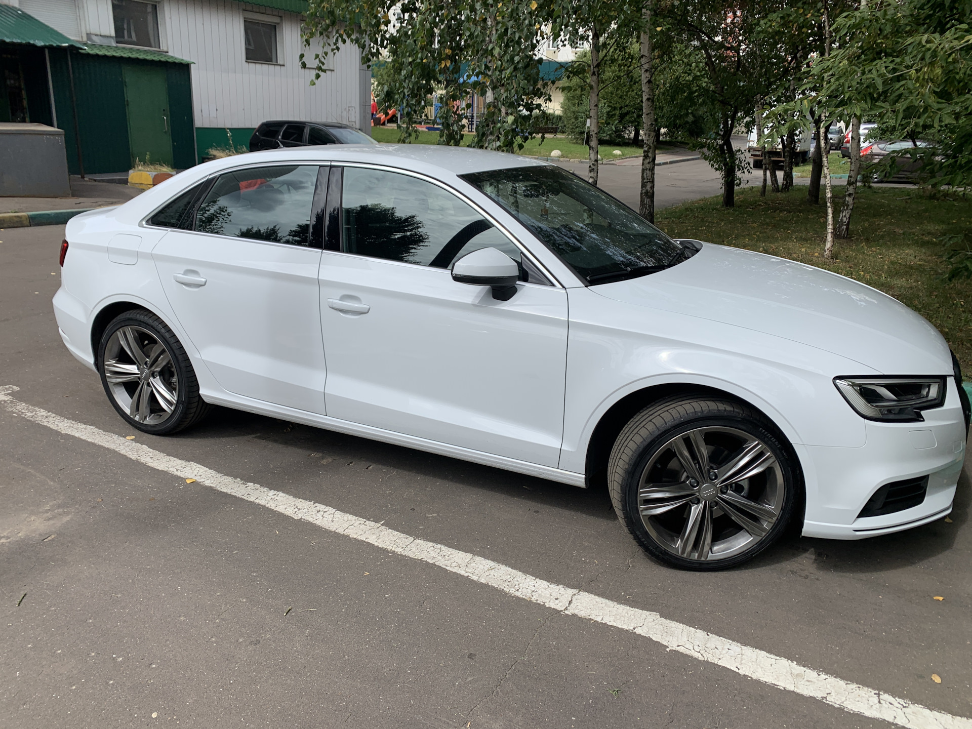 Sebring R-Line — Audi A3 Sedan (8V), 1,4 л, 2019 года | колёсные диски ...