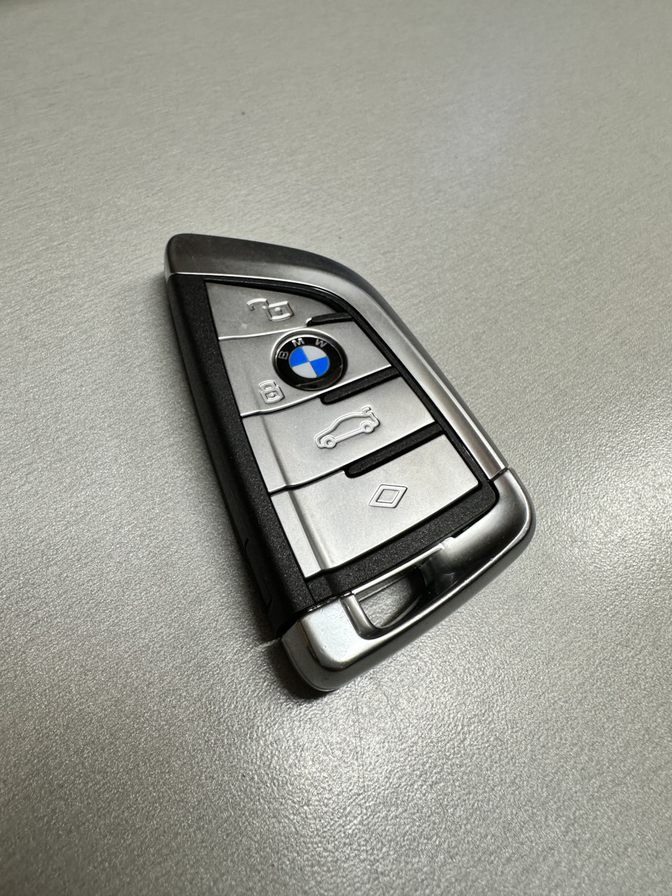 BMW G20 chrome button key fob — BMW 3 series (G20), 2 л, 2020 года ...