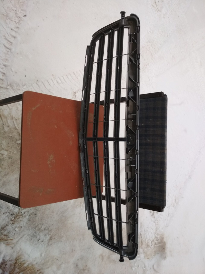 A2048801483 Решетка радиатора для C W204 Mercedes | Запчасти на DRIVE2