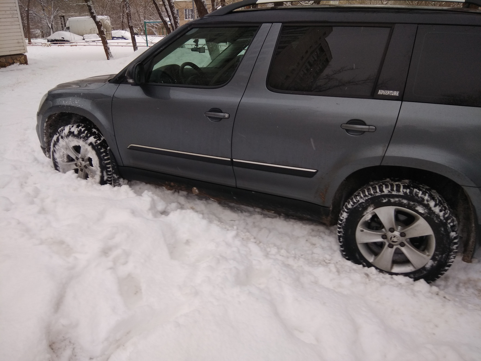 Подкатной домкрат Сервис — Ключ. — Skoda Yeti, 1,8 л, 2015 года ...