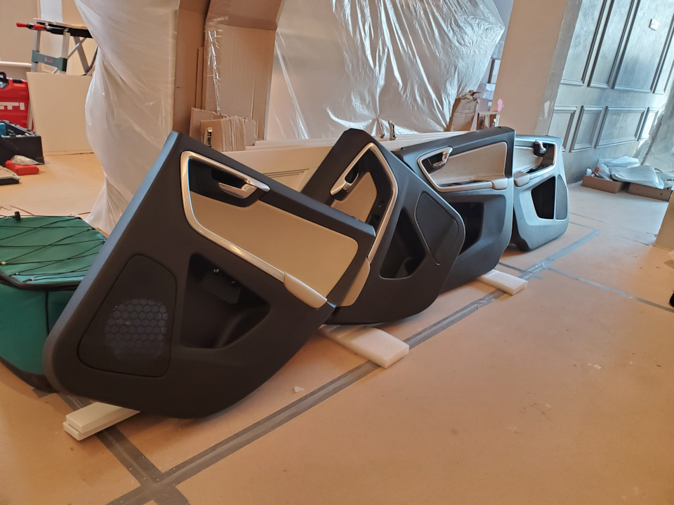 Кнопочки хром от inscription — Volvo XC60 (1G), 2,4 л, 2016 года ...