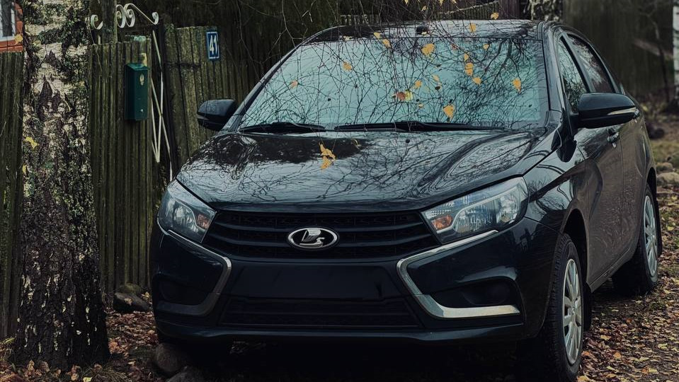 Lada Vesta (1G) 1.6 бензиновый 2019 | Eva на DRIVE2