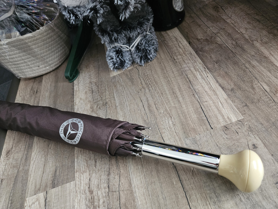 Подарок на Новый Год — Mercedes-Benz W123, 2,8 л, 1985 года ...