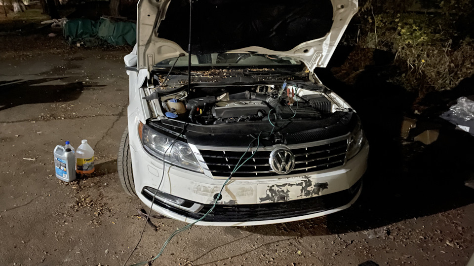 Герметизация патрубка — Volkswagen Passat CC, 2 л, 2014 года | своими ...