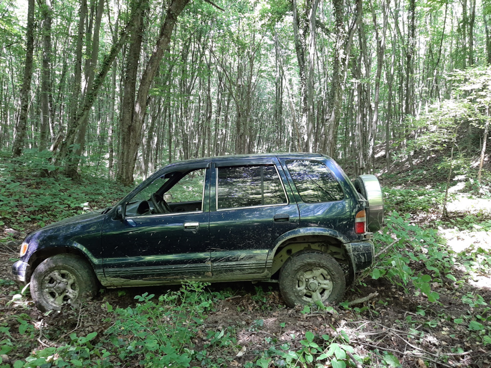 Заменил резинки дворников — Volkswagen Passat B8, 1,8 л, 2017 года ...